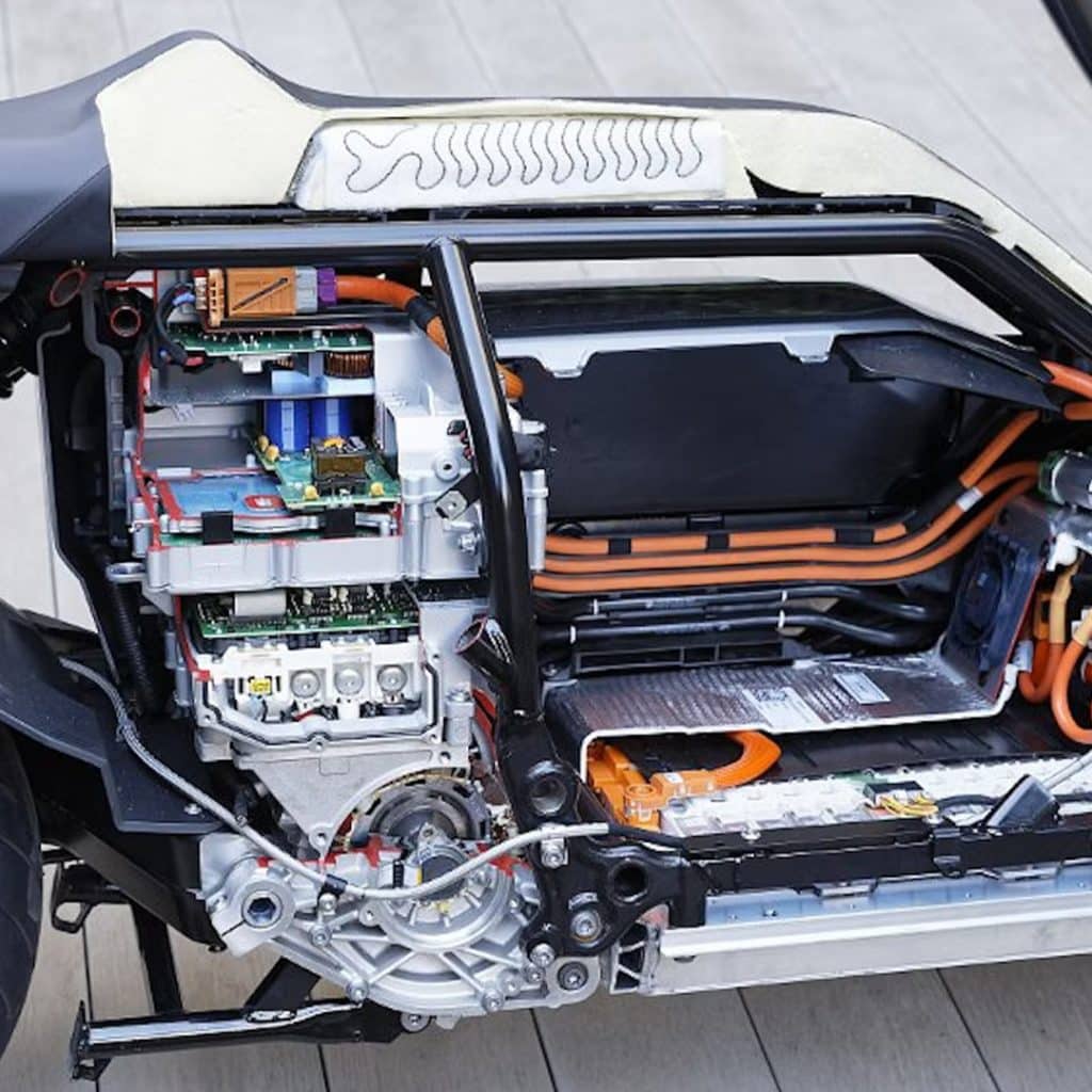 2022 BMW CE-04 First Ride Review - Electric Cycle Rider