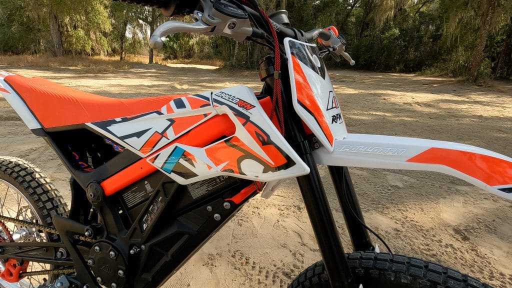 Apollo RFN Ares: A Unique Electric Dirt Bike Making its Mark - Electric ...