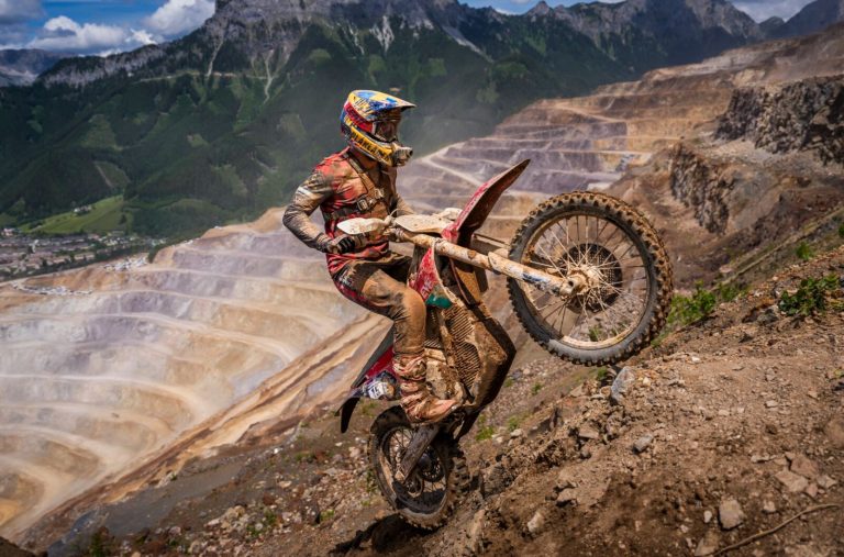 Stark Takes the Fight to Gas at Red Bull Erzbergrodeo 2026